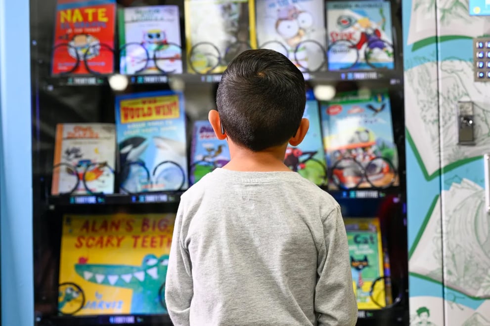 Contact Us | Inchy's Book Vending Machine™